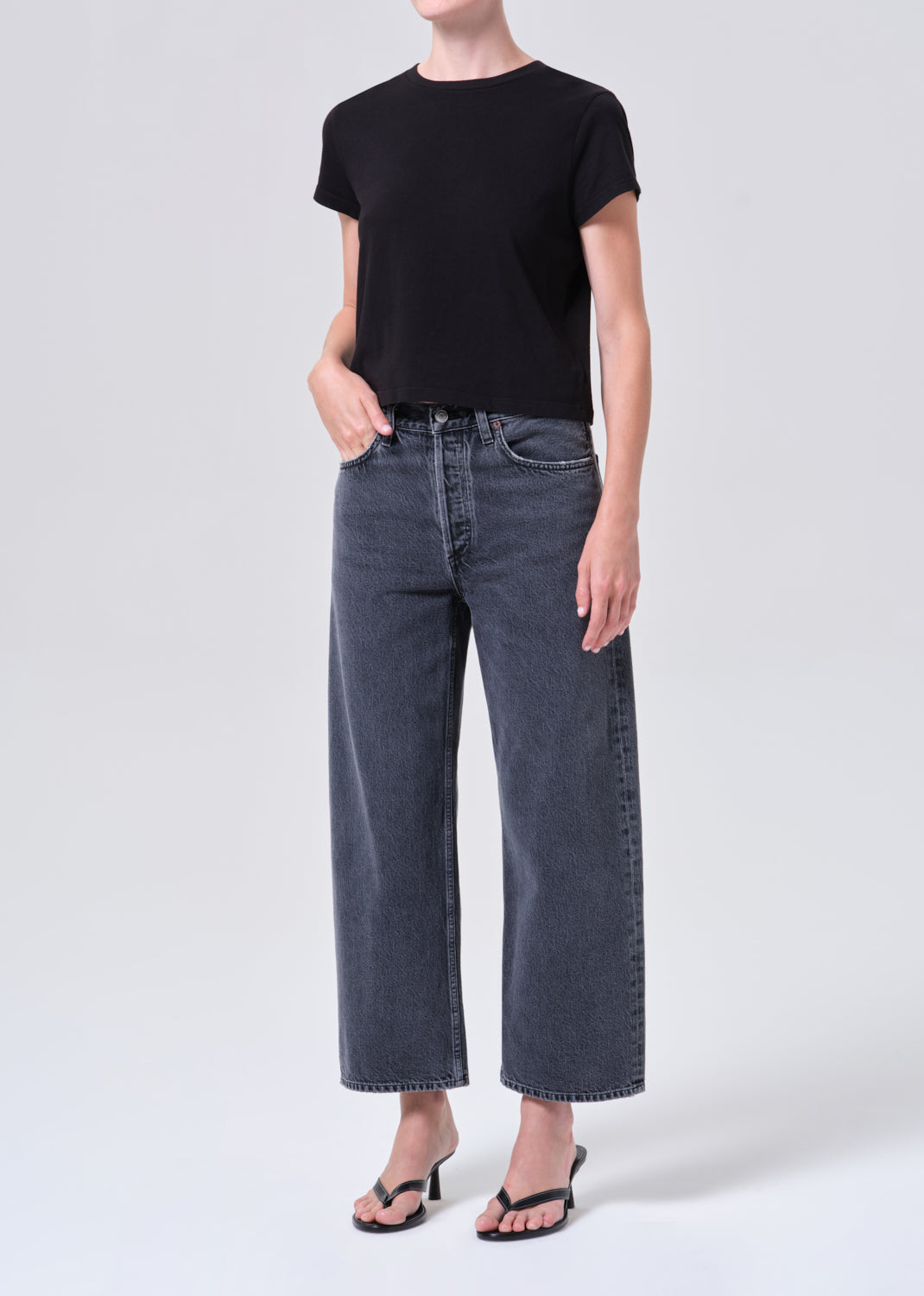 Adine Shrunken Tee in Black – AGOLDE