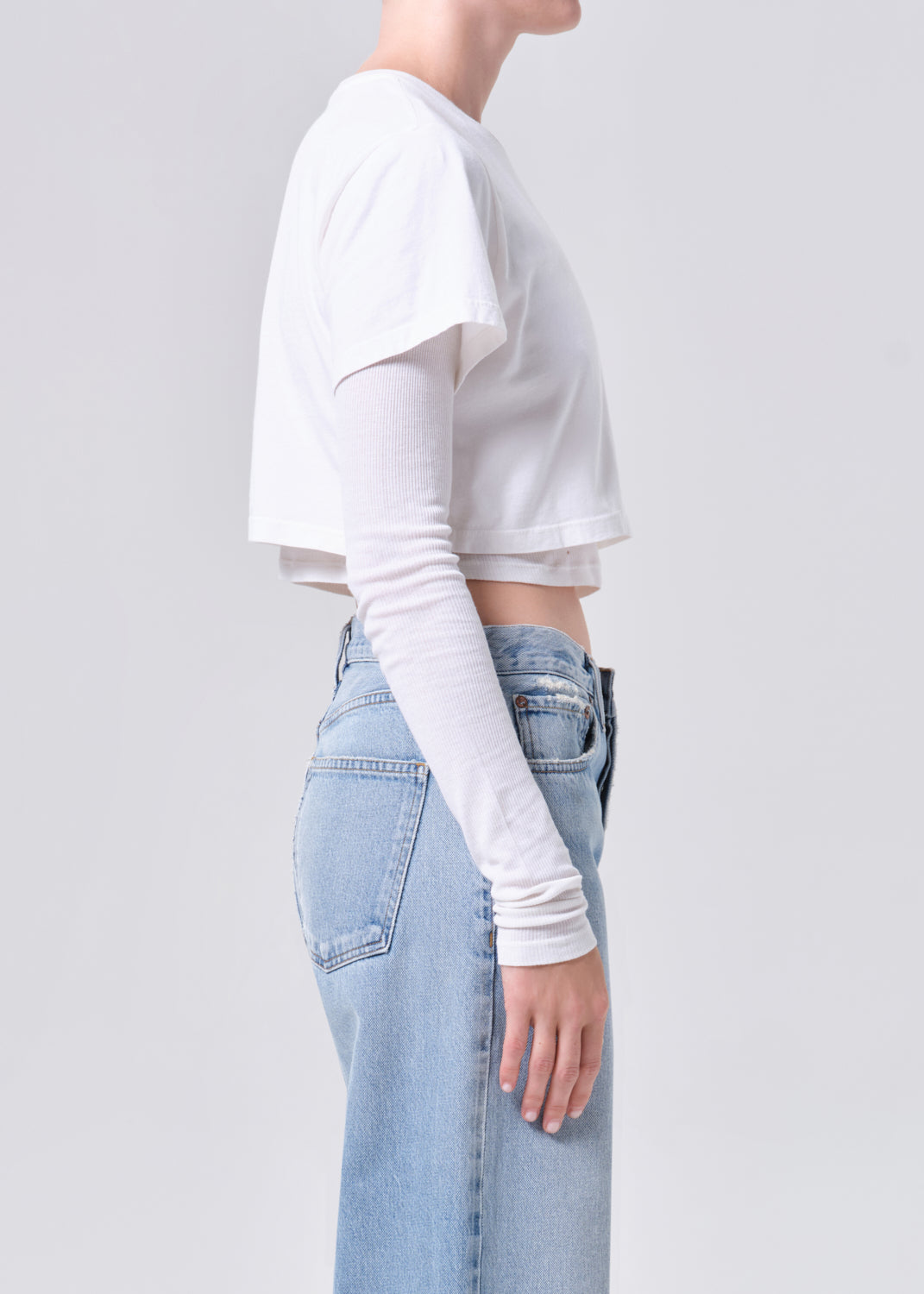 Romily Tee in White Ash – AGOLDE