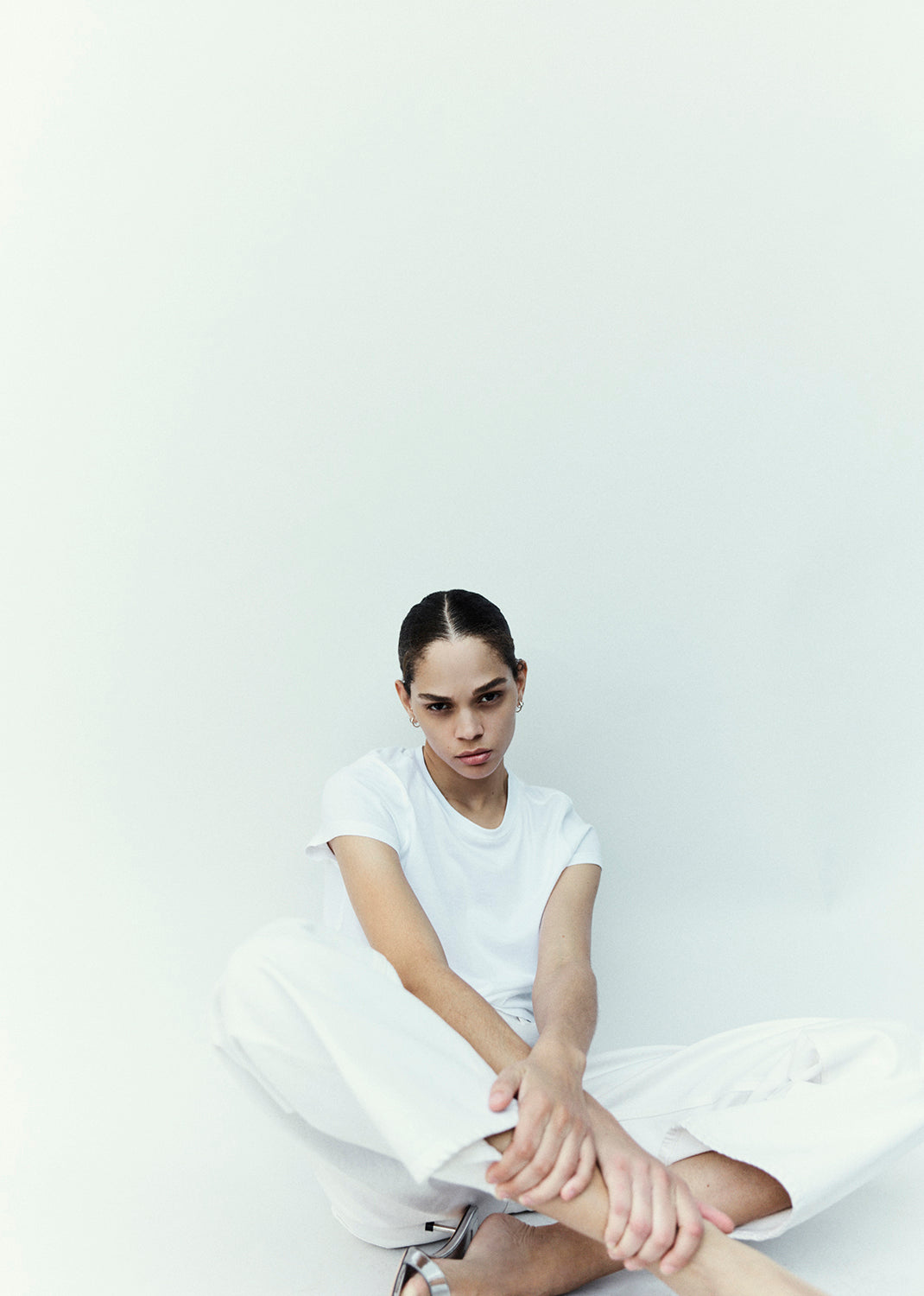 Adine Shrunken Tee in White – AGOLDE